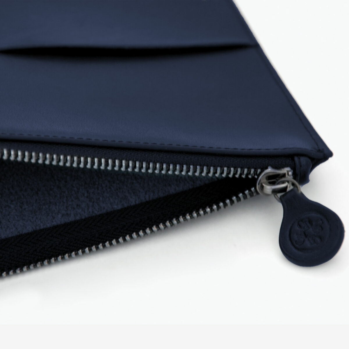 Leather Hold All – Corban & Blair B2B